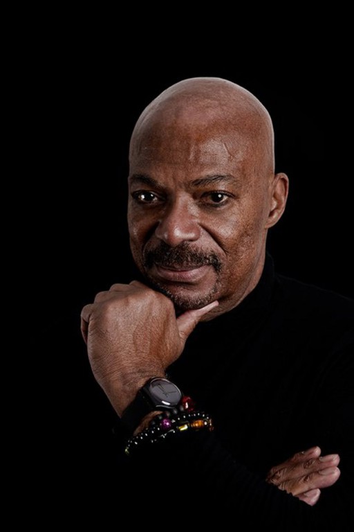 Melvin Anderson | OBJETOS CON VIDRIO