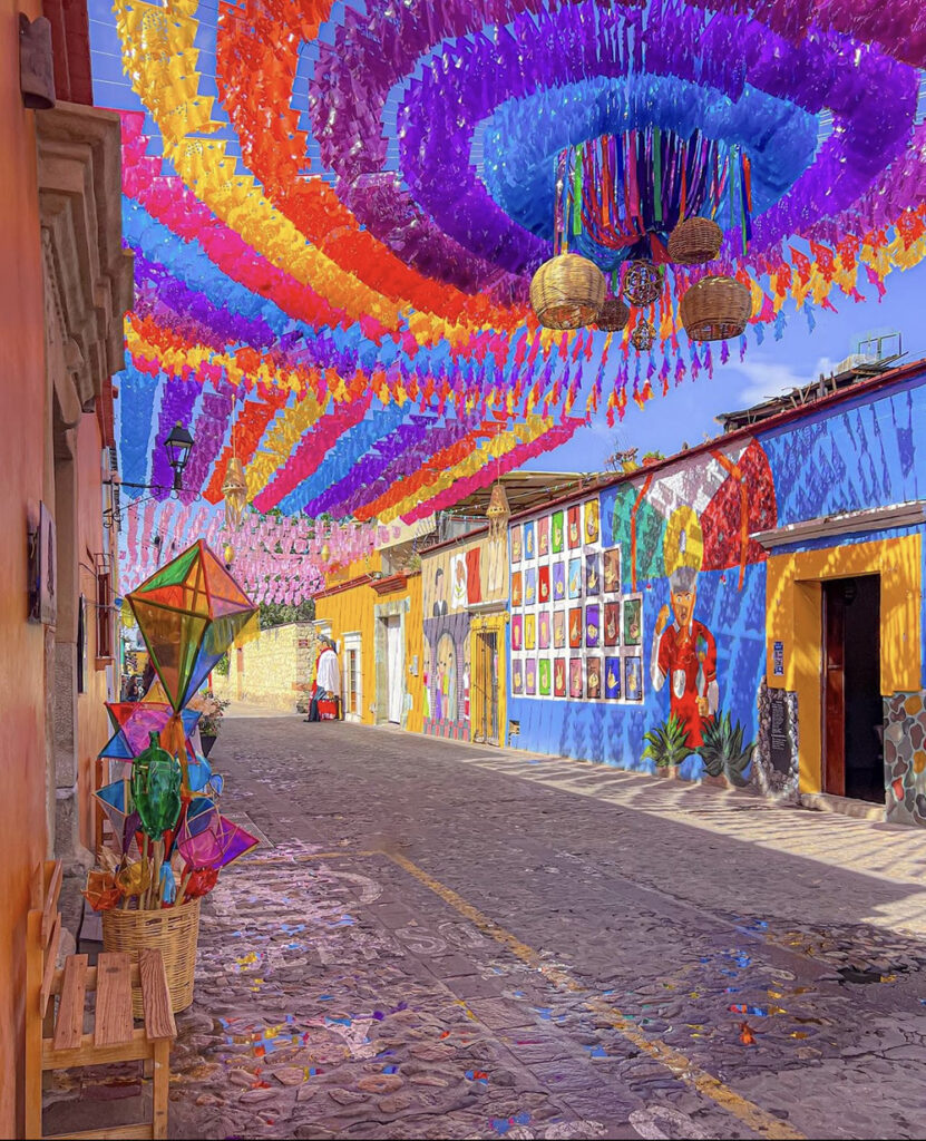 Oaxaca: Arte y Cultura con la Glass Art SocietyOBJETOS CON VIDRIO